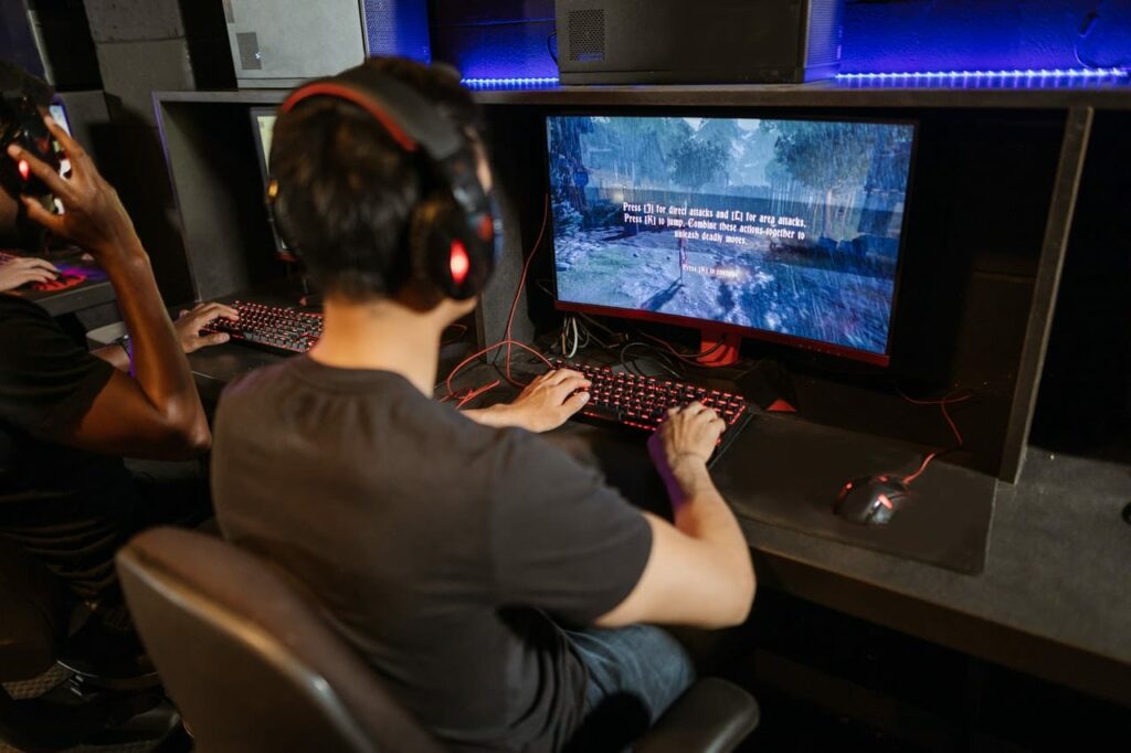 5 Websites to Play Online Games During Work Breaks