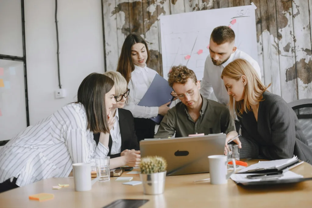 7 Must-Attend Conferences for Startup Networking Success