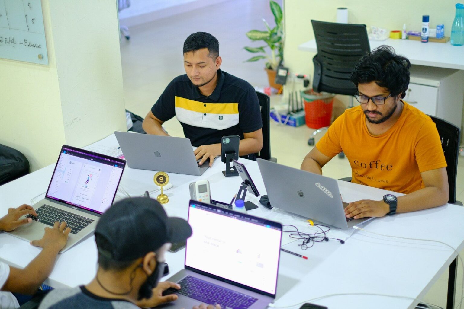 Top 5 Passive Income Methods For Startups in 2026