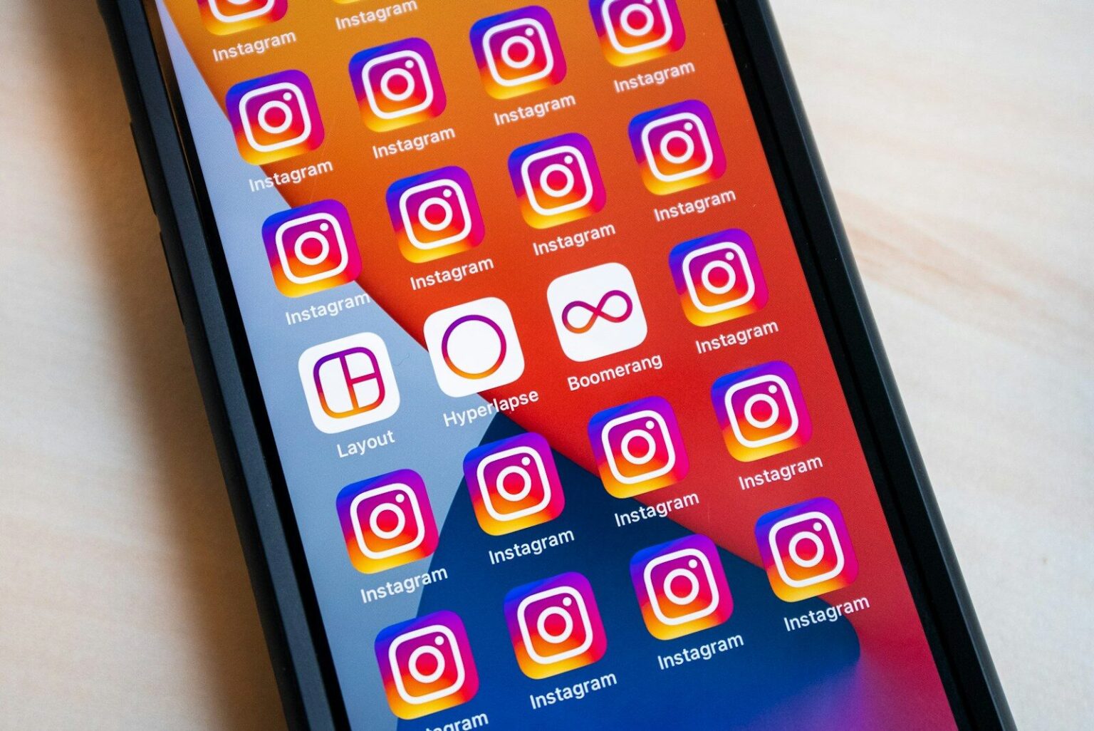 Instagram Search Queries Optimization - Guide to Mastering Social SEO